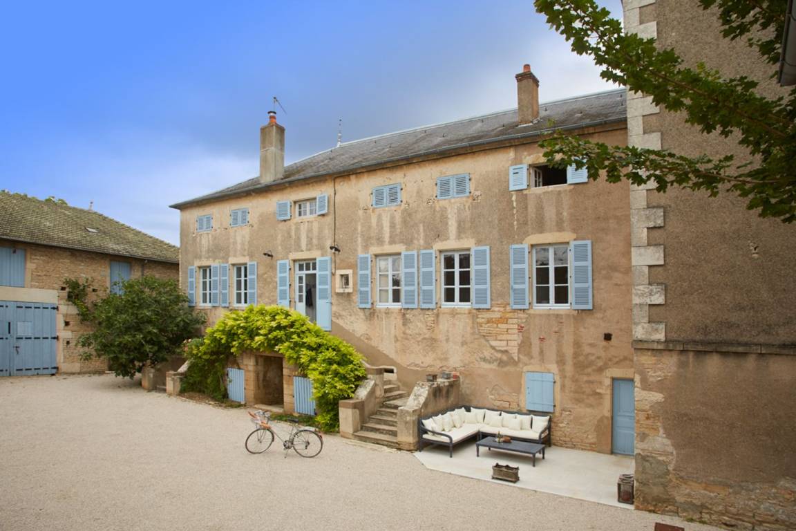 Villa ∙ 7 Chambres ∙ 14 Personnes - Santenay