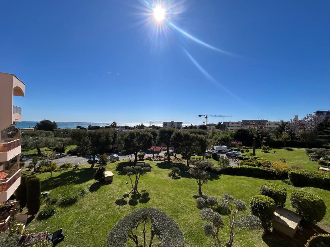 69 M² Ferienwohnung ∙ 2 Schlafzimmer ∙ 4 Gäste - Antibes