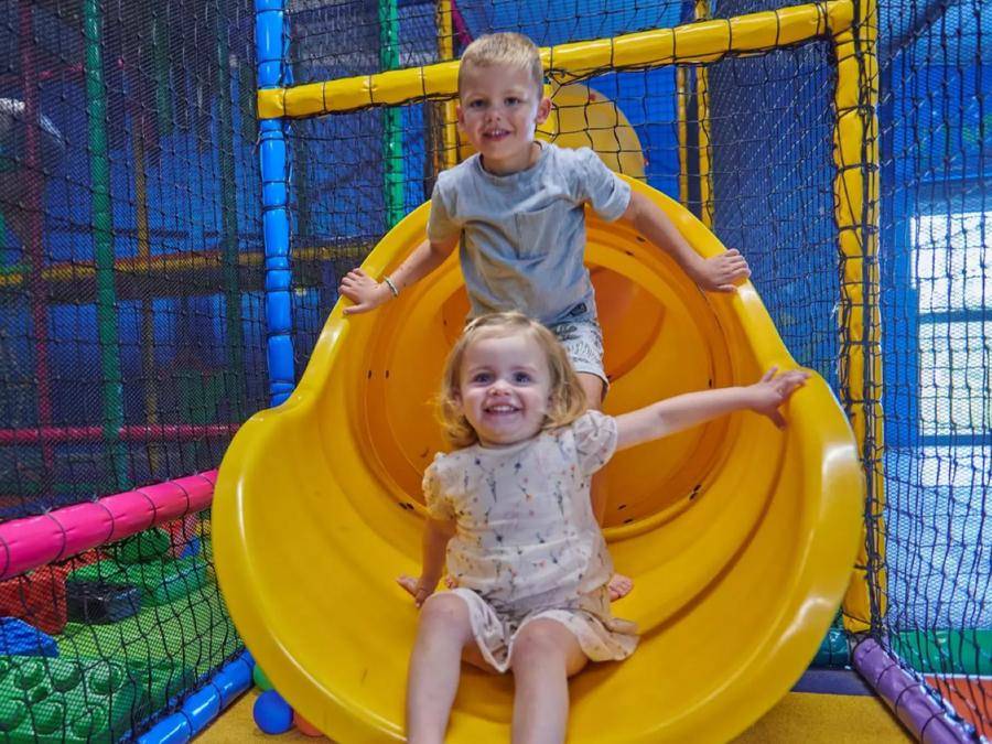 Mökki ∙ 3 Makuuhuonetta ∙ 6 Vierasta - Schiermonnikoog