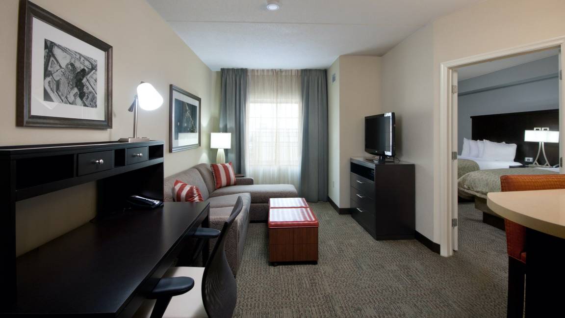 Condo ∙ 1 Bedroom ∙ 6 Guests - The Buffalo Zoo