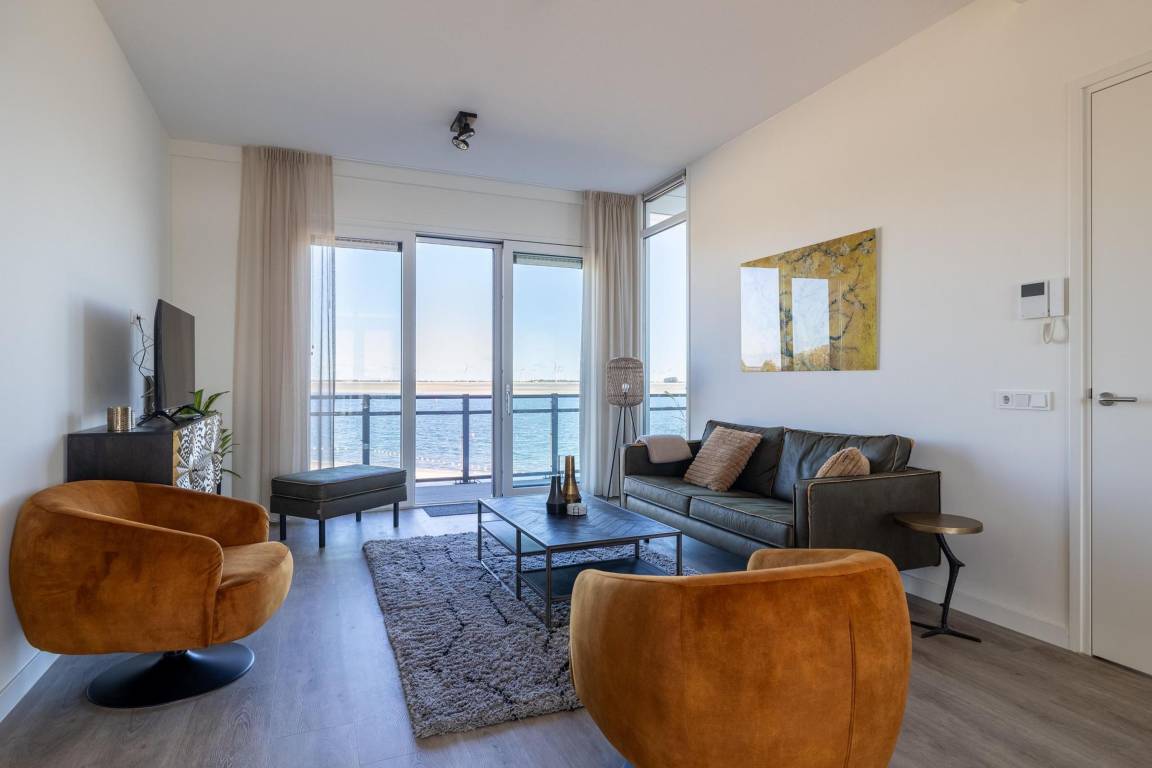 81 M² Appartement ∙ 2 Slaapkamers ∙ 4 Gasten - Bruinisse