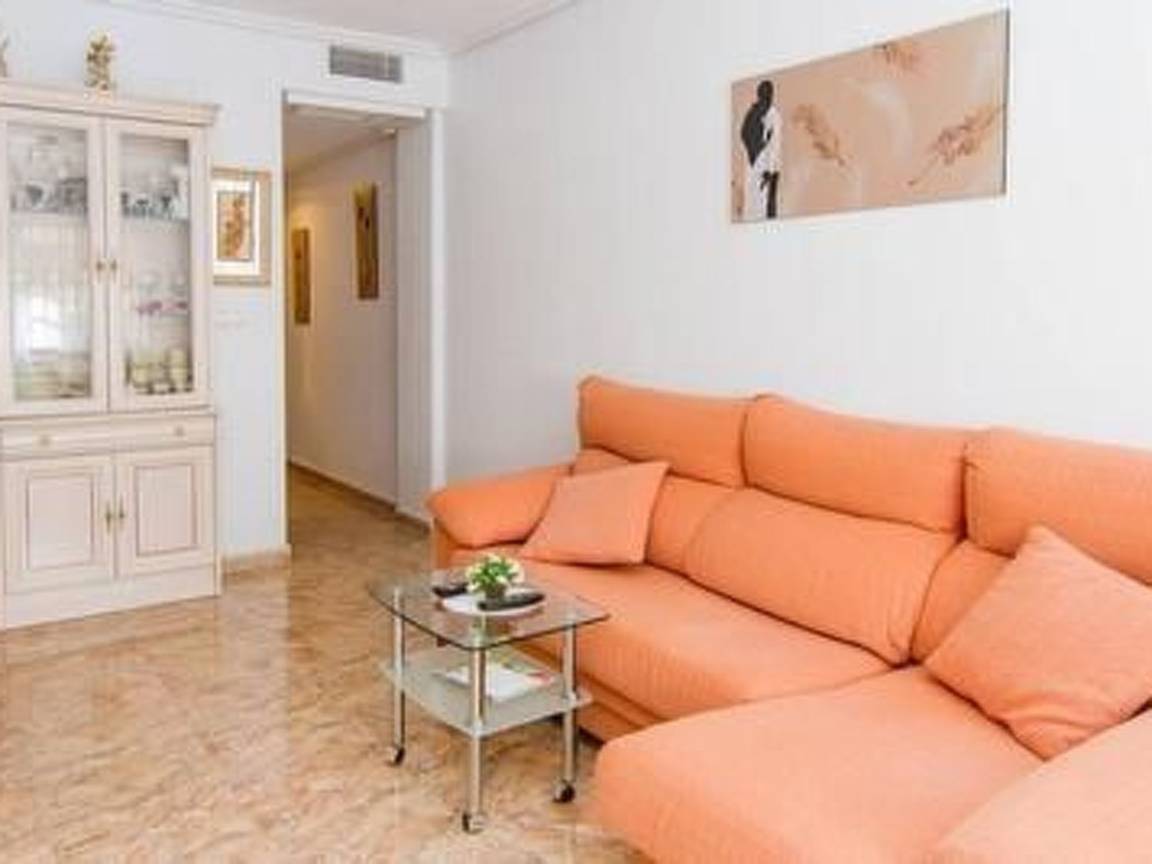 85 M² Huoneisto ∙ 3 Makuuhuonetta ∙ 4 Vierasta - Torrevieja