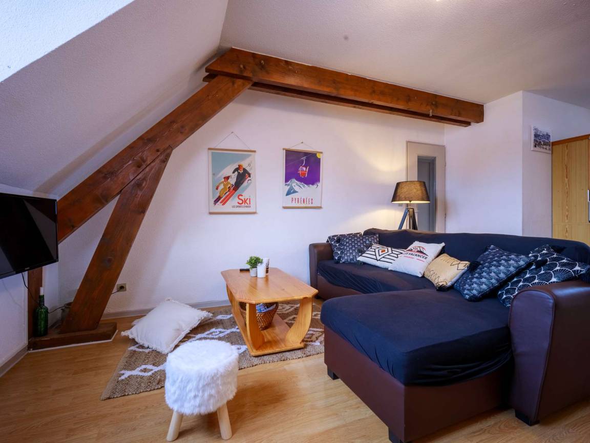 62 M² Apartment ∙ 2 Bedrooms ∙ 6 Guests - Arreau