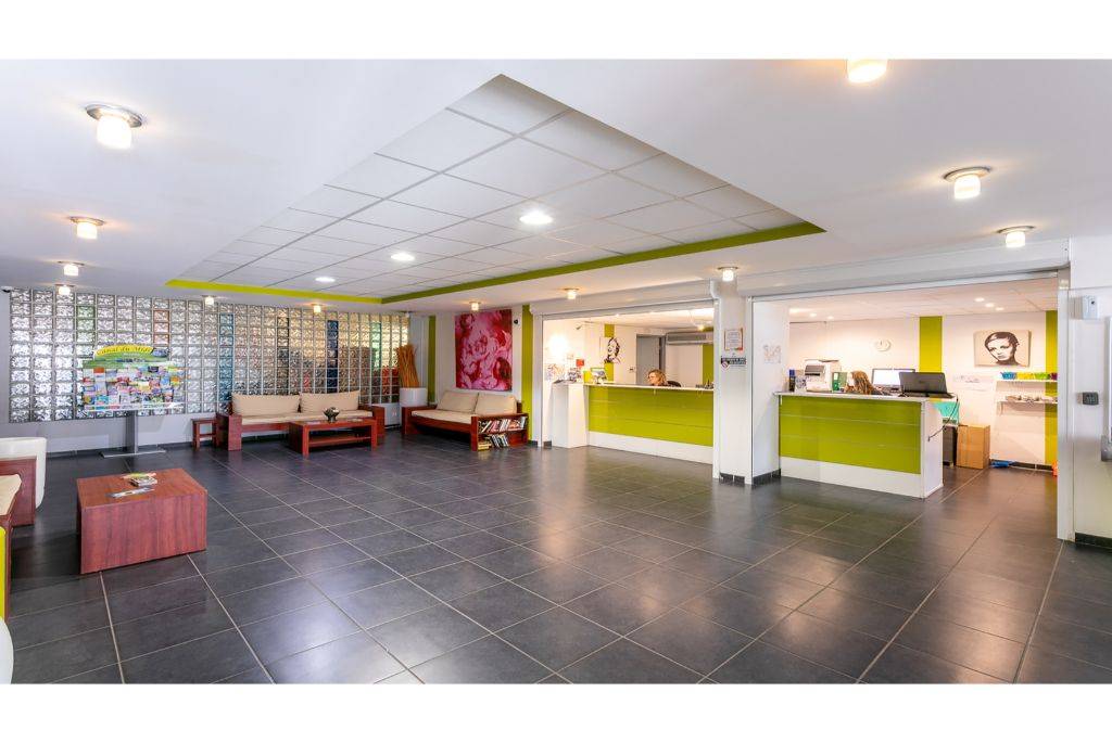 35 M² Hotel ∙ 1 Bedroom ∙ 4 Guests - Juvignac