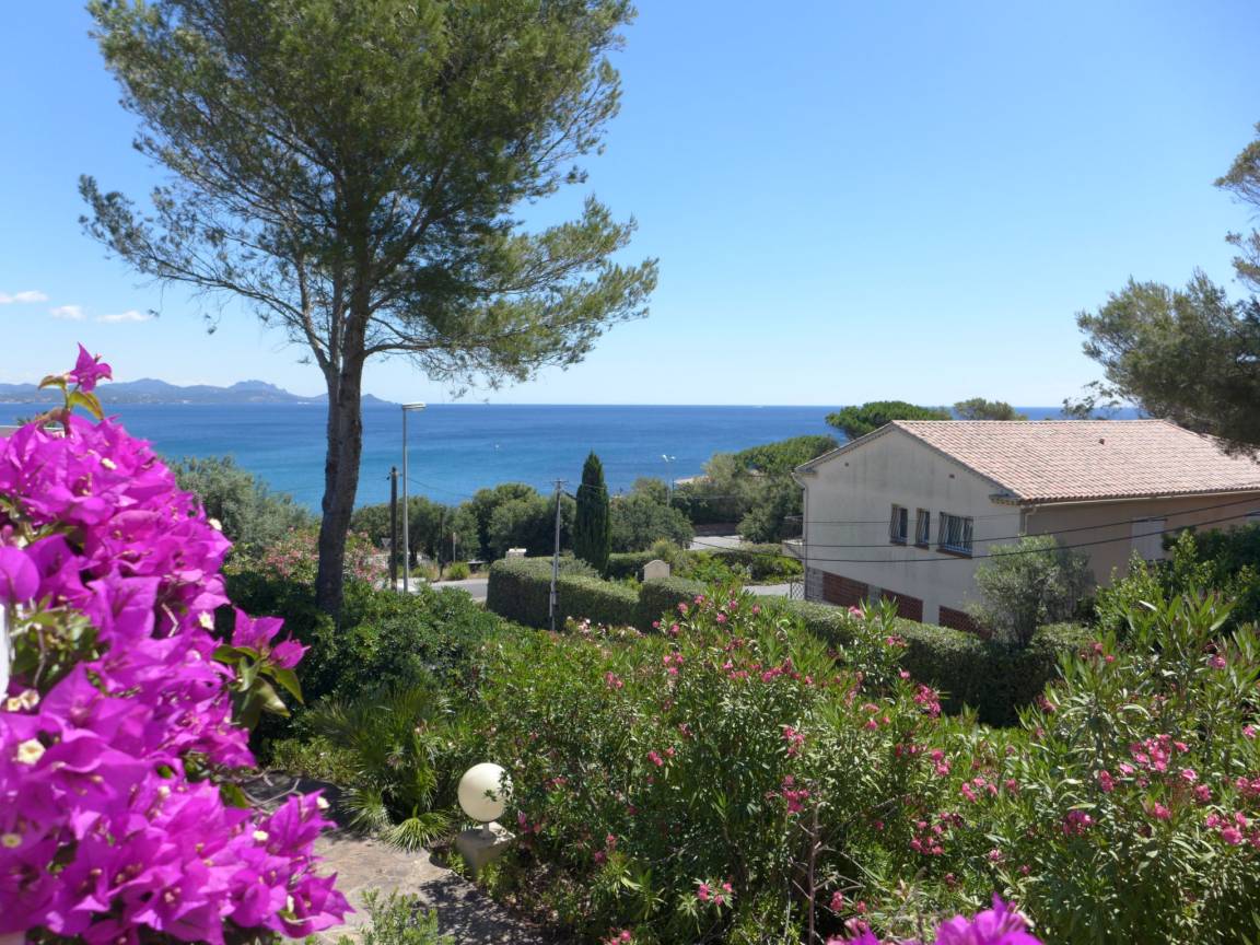 120 M² Casa Vacanza ∙ 3 Camere Da Letto ∙ 6 Ospiti - Saint-Aygulf