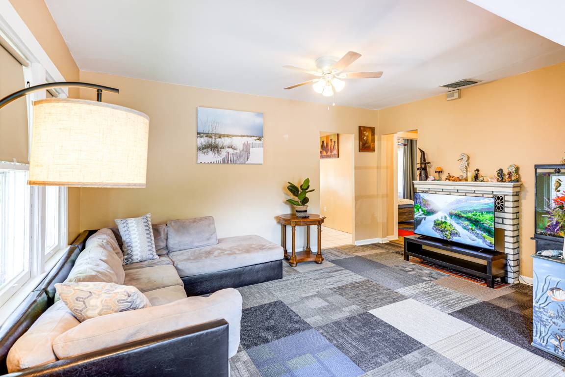 79 M² House ∙ 2 Bedrooms ∙ 4 Guests - Lake Eva, FL