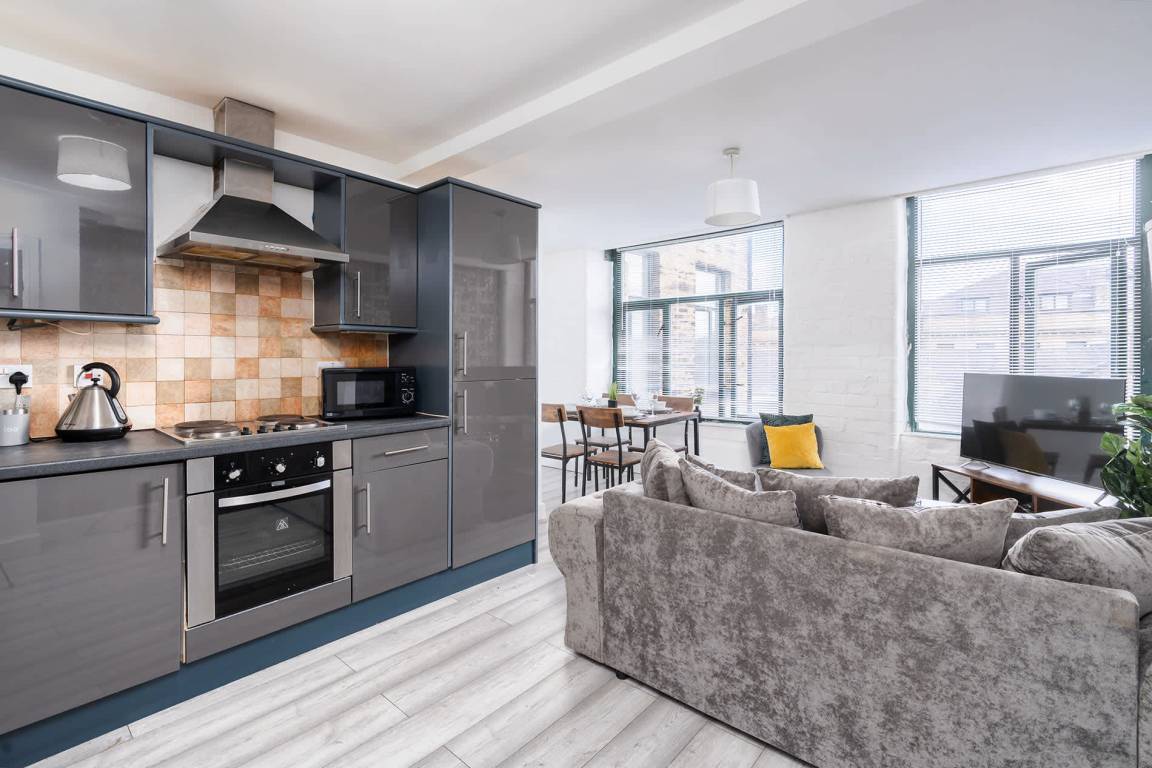 55 M² Apartment ∙ 2 Bedrooms ∙ 4 Guests - Bradford