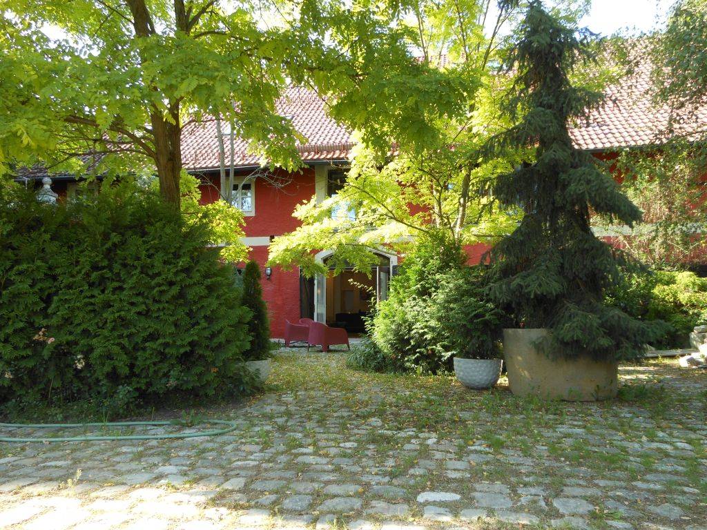 160 M² Apartamento ∙ 4 Habitaciones ∙ 8 Huéspedes - Abensberg