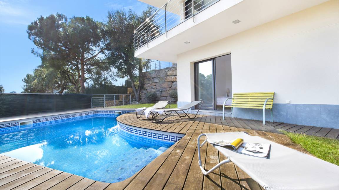 150 M² Villa ∙ 4 Schlafzimmer ∙ 8 Gäste - Tossa de Mar