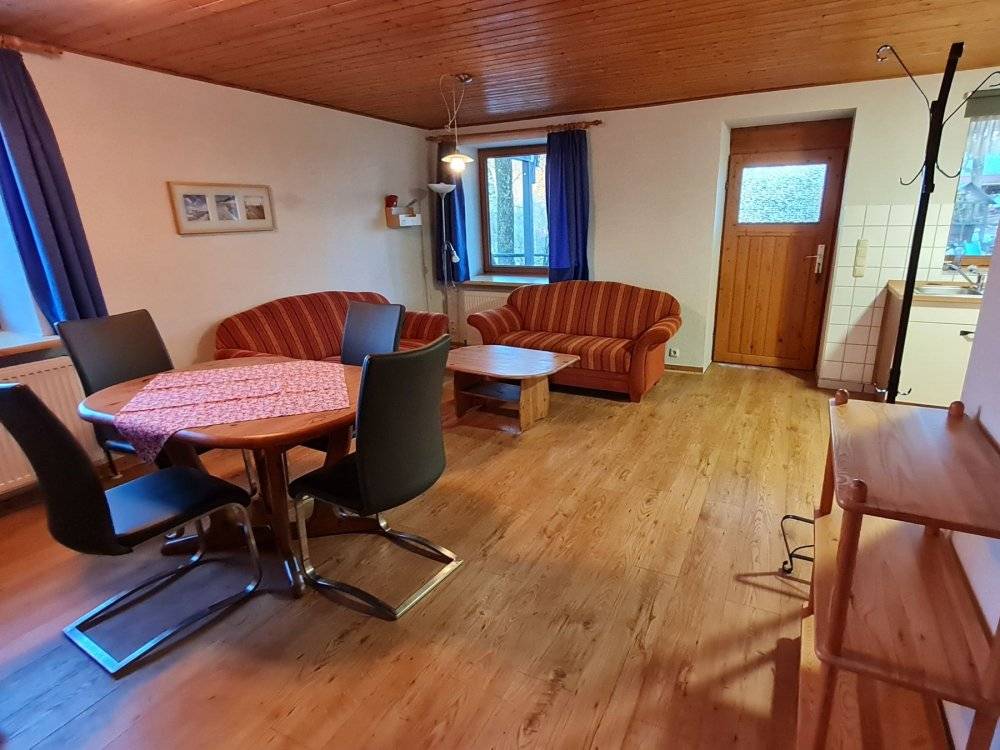 50 M² Ferienwohnung ∙ 2 Schlafzimmer ∙ 4 Gäste - Kellinghusen