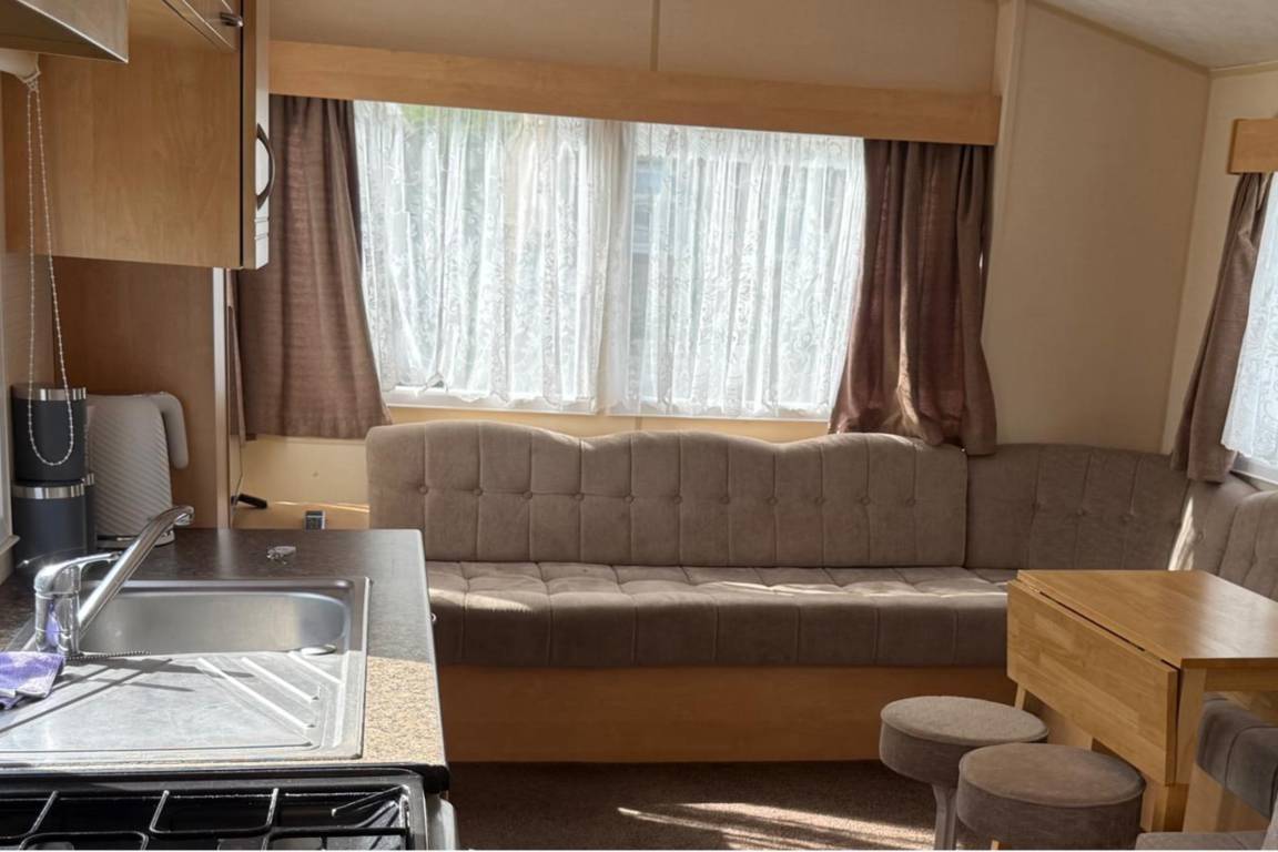 75 M² Chalet ∙ 2 Bedrooms ∙ 6 Guests - Chapel Saint Leonards