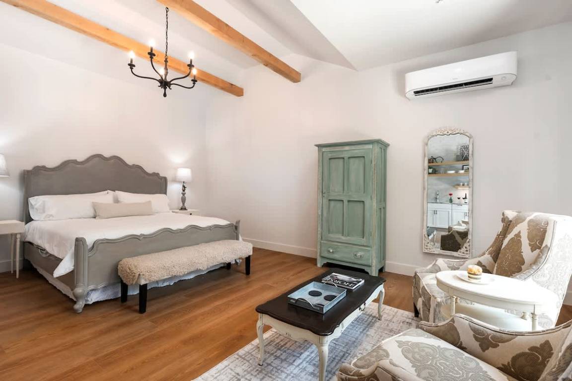 House ∙ 1 Bedroom ∙ 2 Guests - Fredericksburg