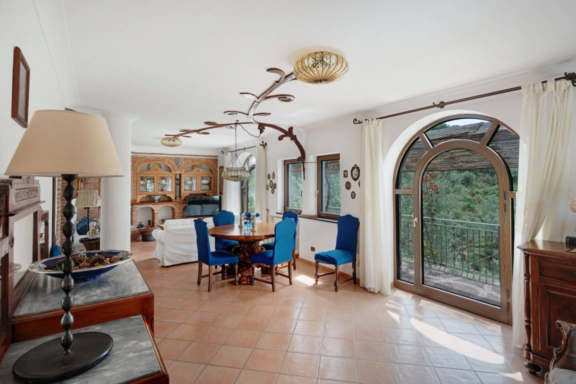 120 M² Villa ∙ 3 Bedrooms ∙ 8 Guests - Capri (island)