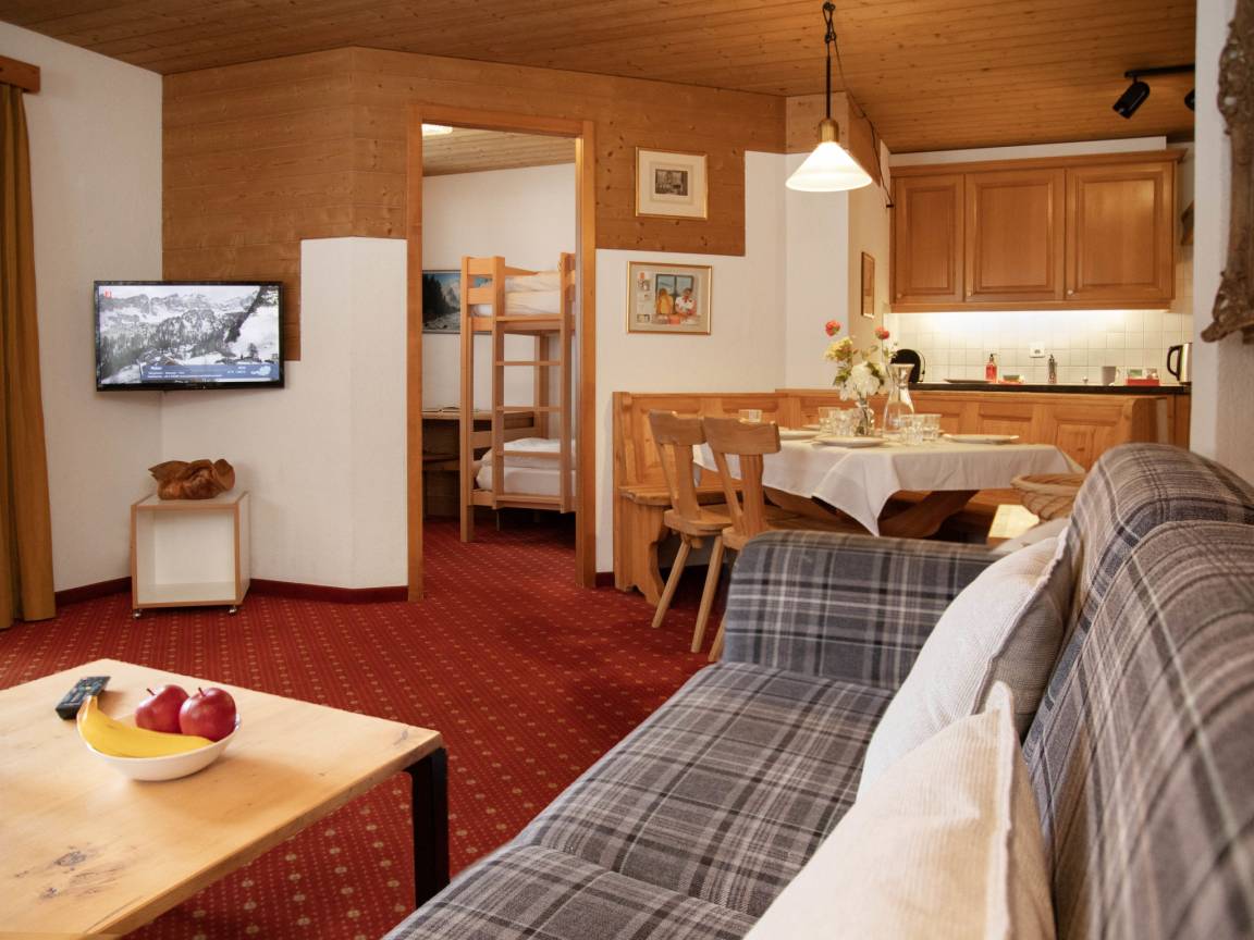 71 M² Apartment ∙ 3 Bedrooms ∙ 6 Guests - Brienz