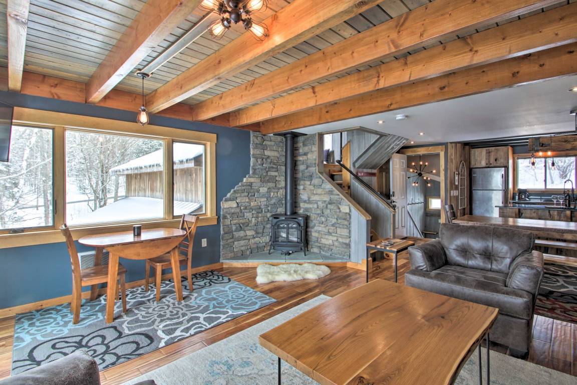 111 M² Apartment ∙ 2 Bedrooms ∙ 10 Guests - Burke Mountain, VT