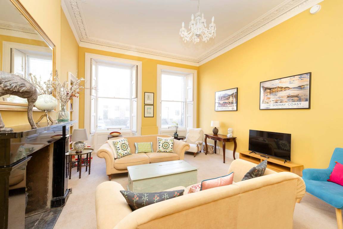 66 M² Apartment ∙ 3 Bedrooms ∙ 6 Guests - Edinburgh Waverley station