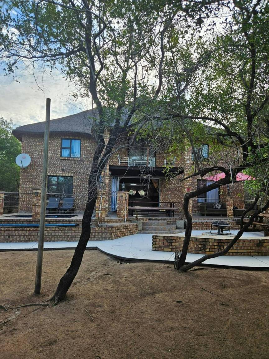 1000 M² House ∙ 3 Bedrooms ∙ 8 Guests - Marloth Park