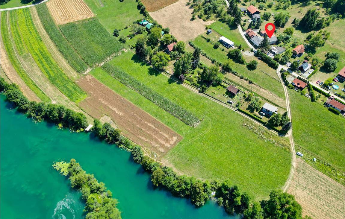 100 M² Ferienhaus ∙ 2 Schlafzimmer ∙ 6 Gäste - Karlovac