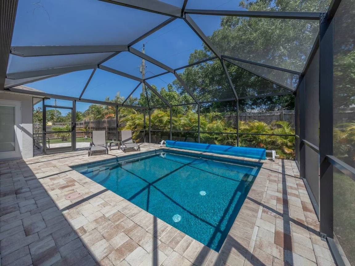 111 M² House ∙ 2 Bedrooms ∙ 4 Guests - Venice, FL