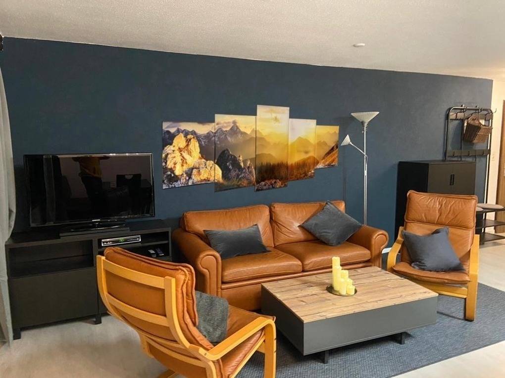 60 M² Ferienwohnung ∙ 2 Schlafzimmer ∙ 4 Gäste - Stalden