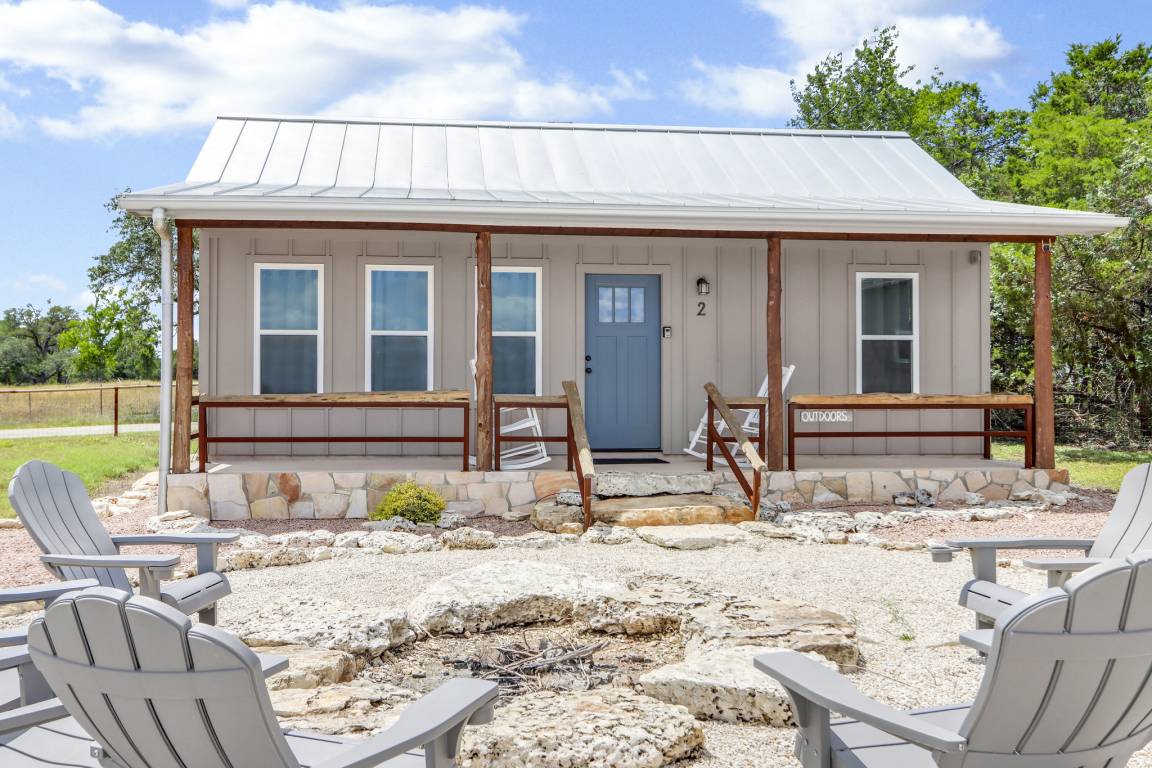 57 M² Cabin ∙ 2 Bedrooms ∙ 5 Guests - Wimberley, TX