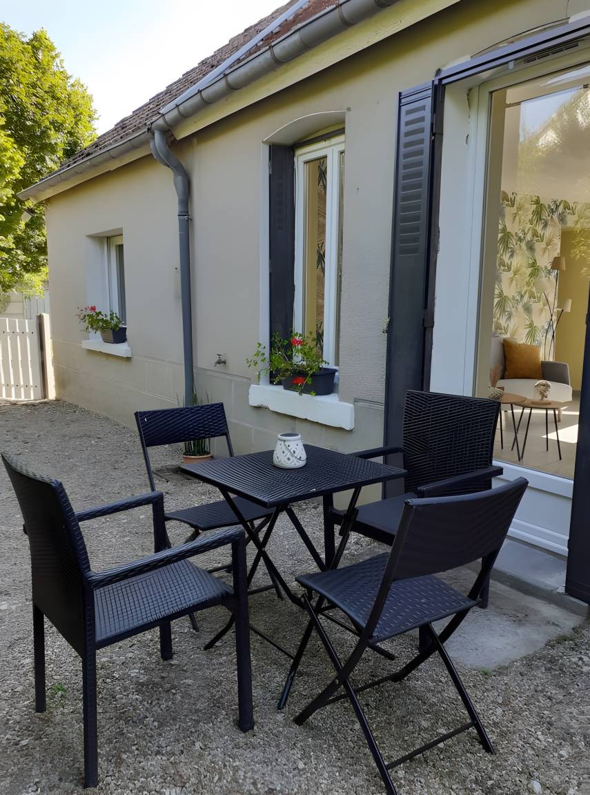 70 M² Maison De Vacances ∙ 2 Chambres ∙ 4 Personnes - Selles-sur-Cher