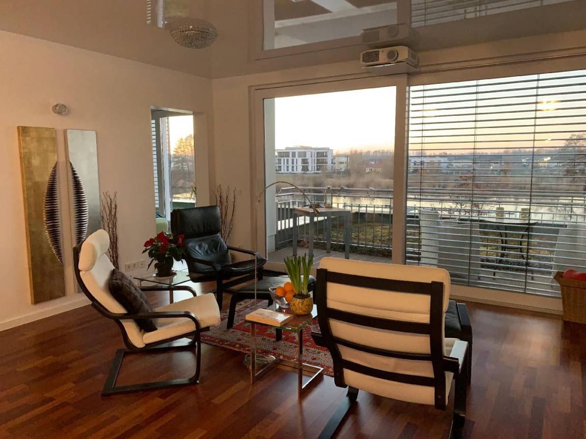 98 M² Ferienwohnung ∙ 1 Schlafzimmer ∙ 2 Gäste - Werder (Havel)