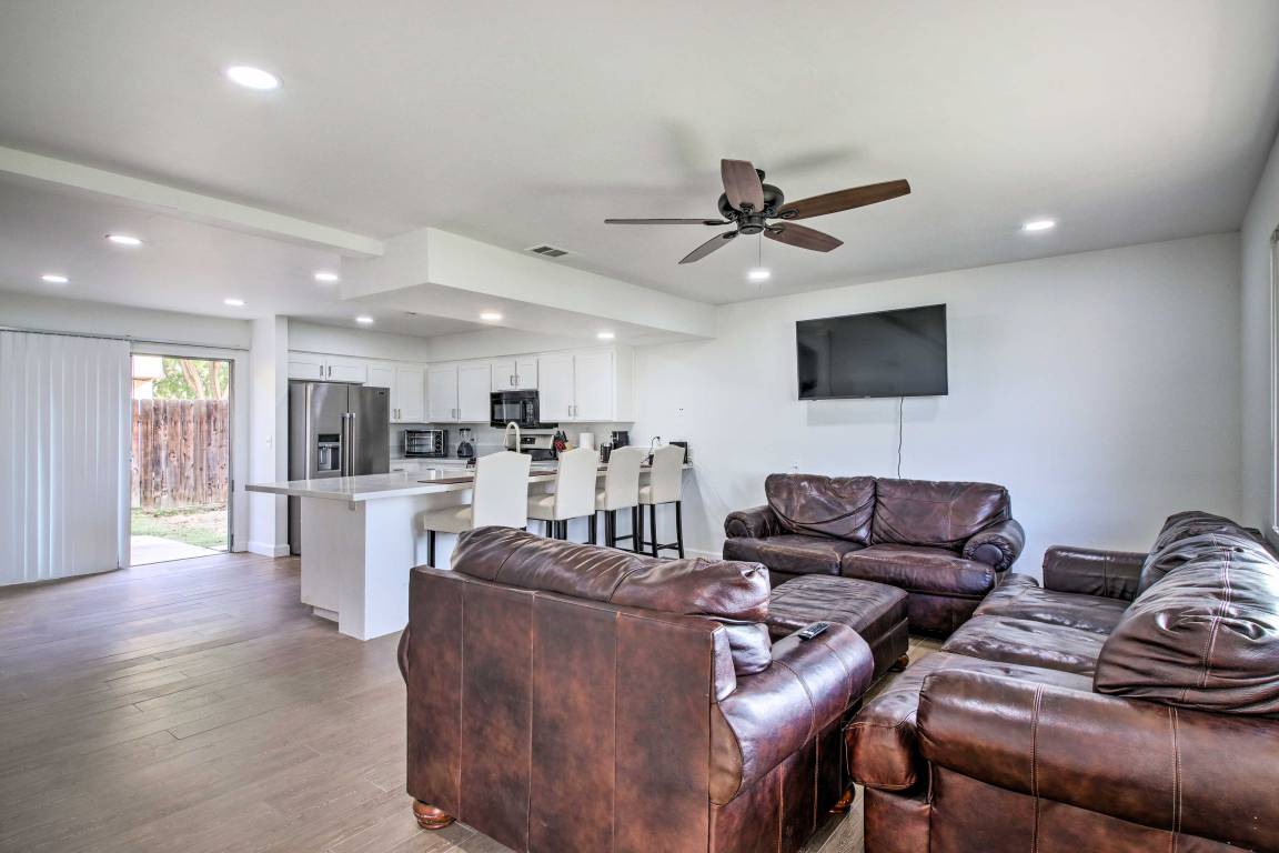 114 M² Apartment ∙ 3 Bedrooms ∙ 6 Guests - Bakersfield, CA
