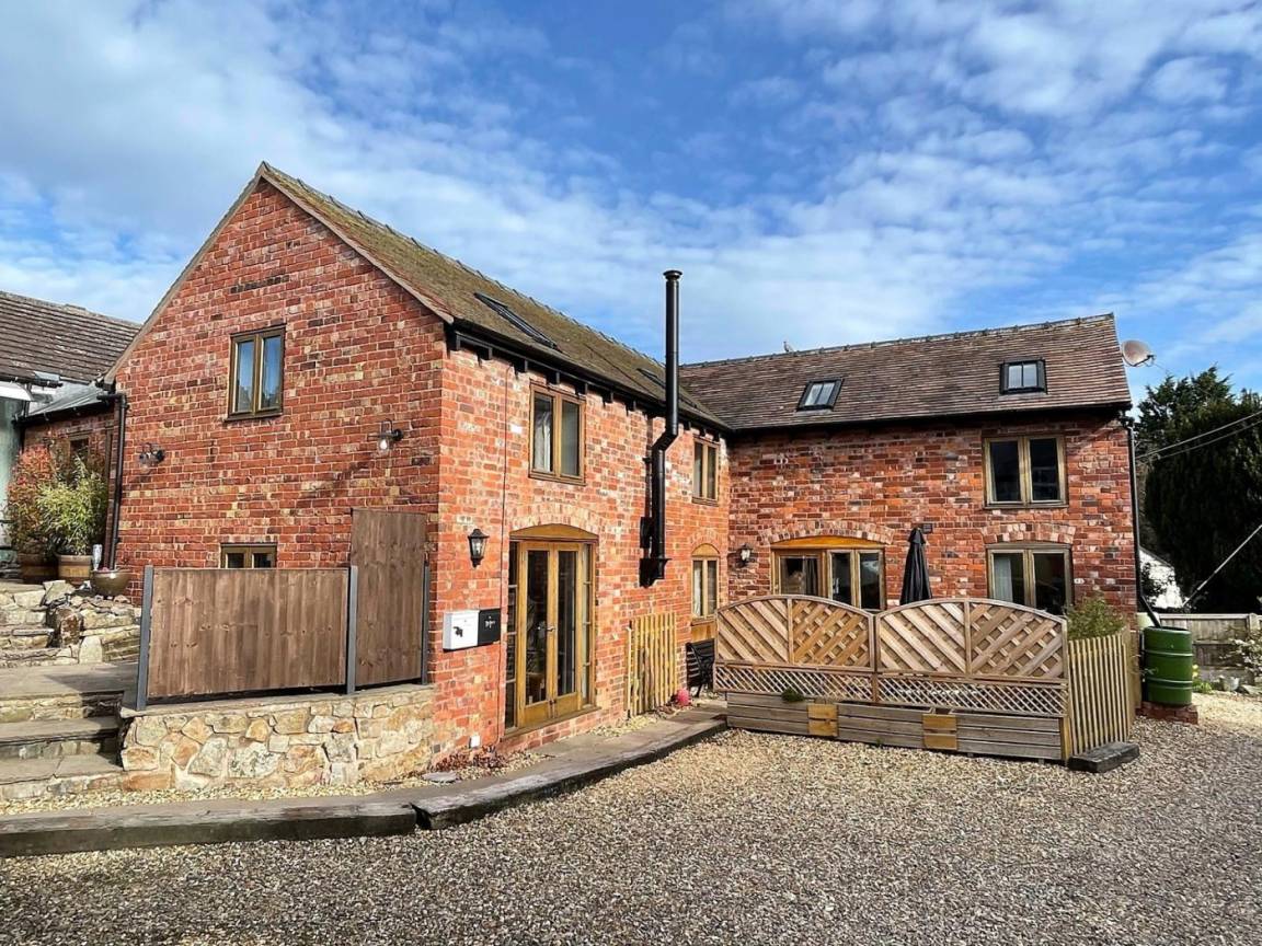 Cottage ∙ 4 Bedrooms ∙ 7 Guests - Shrewsbury