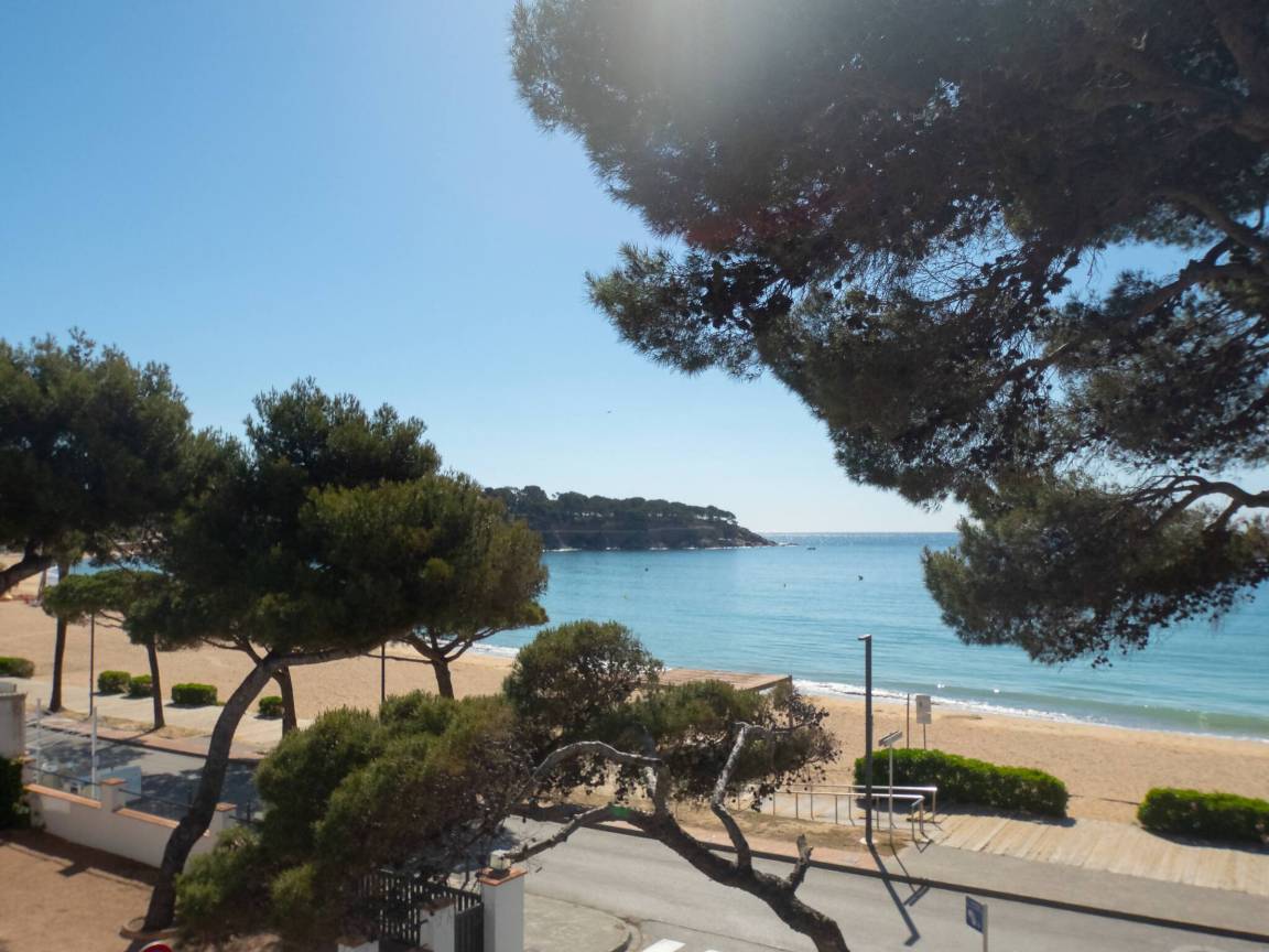 180 M² Apartamento ∙ 4 Habitaciones ∙ 8 Huéspedes - Sant Feliu de Guíxols