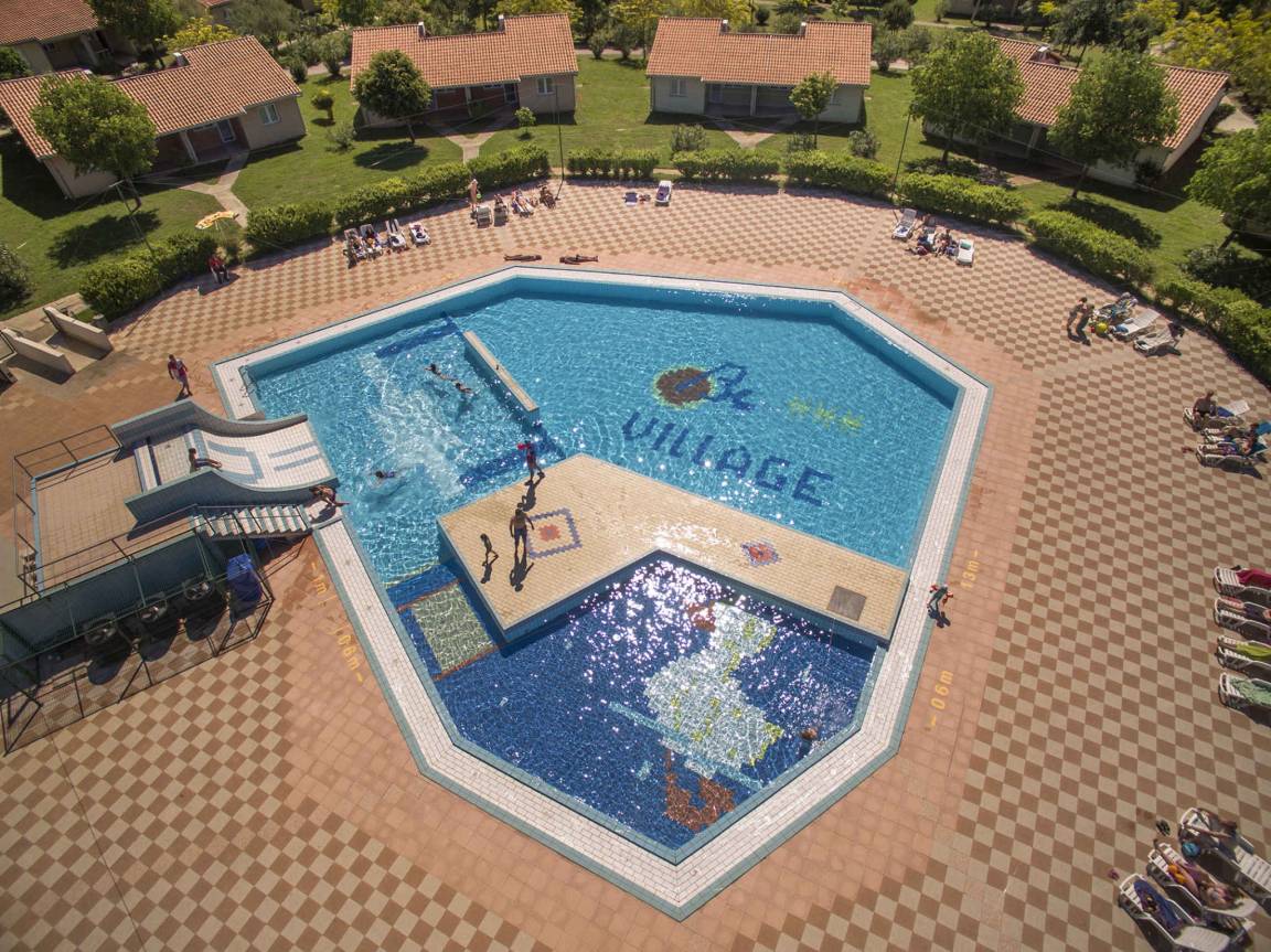 24 M² Mobilheim ∙ 2 Schlafzimmer ∙ 5 Gäste - Pula