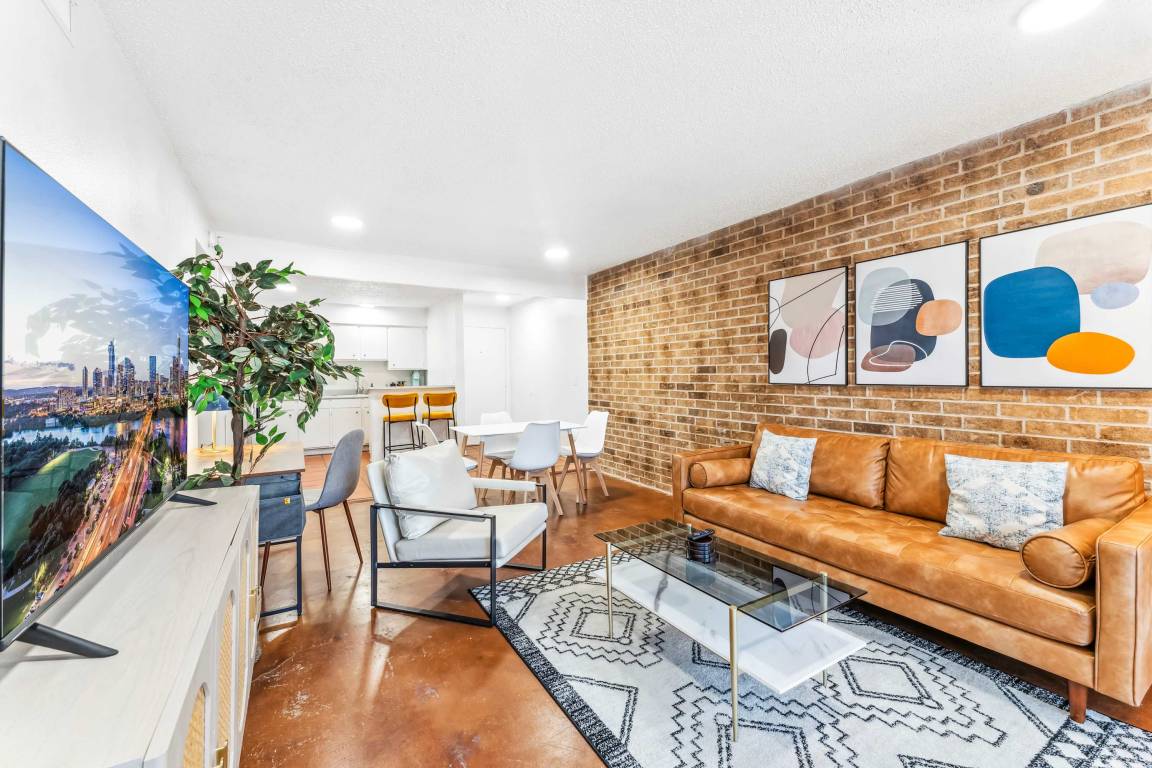 86 M² Apartment ∙ 2 Bedrooms ∙ 6 Guests - Austin, TX
