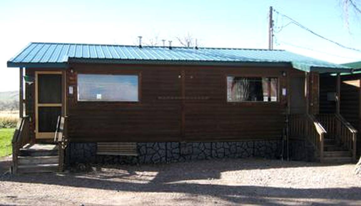 House ∙ 1 Bedroom ∙ 6 Guests - Fort Smith, MT