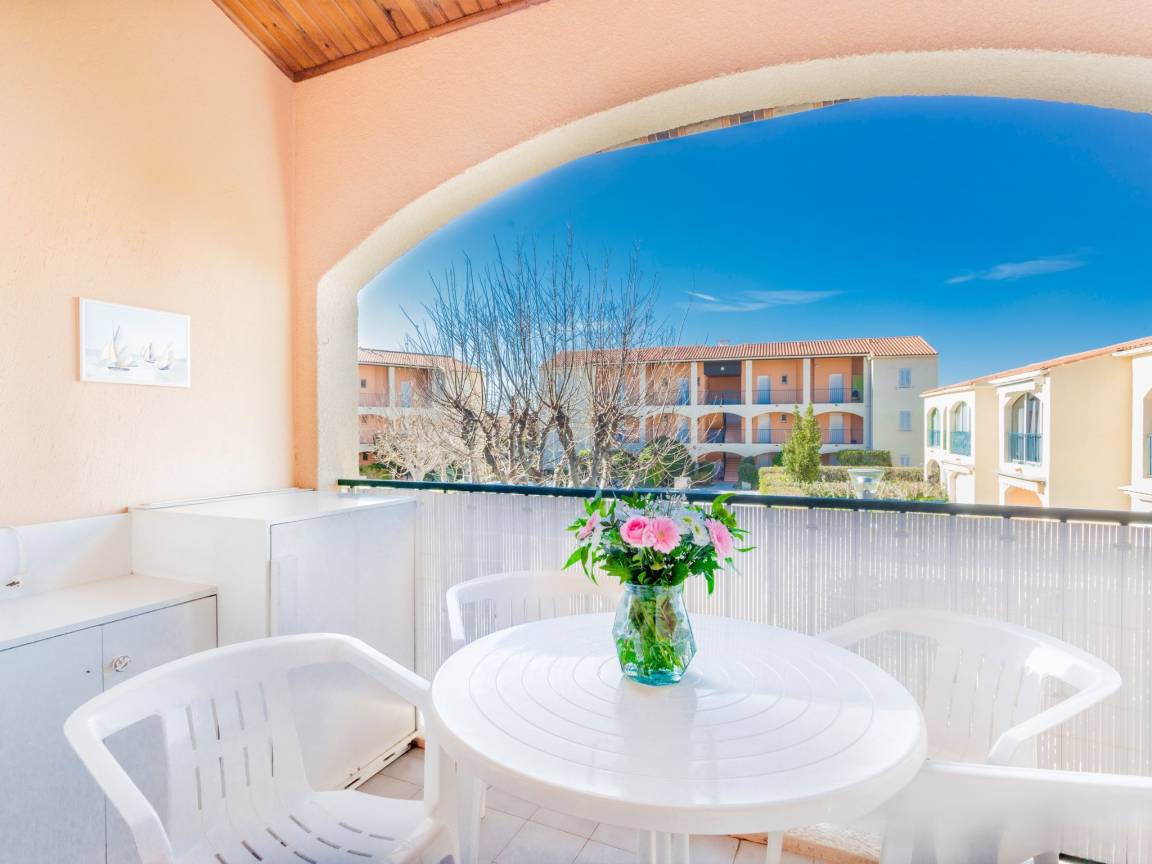 24 M² Appartement ∙ 1 Chambre ∙ 4 Personnes - Pierrefeu-du-Var