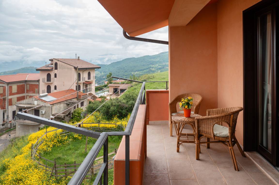 90 M² Appartamento ∙ 2 Camere Da Letto ∙ 4 Ospiti - Tusa