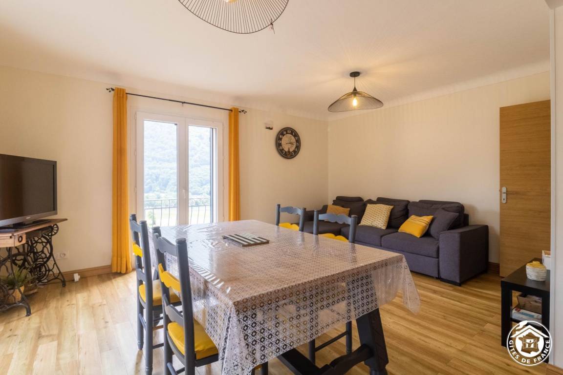 73 M² Gîte ∙ 2 Chambres ∙ 4 Personnes - Luz-Saint-Sauveur