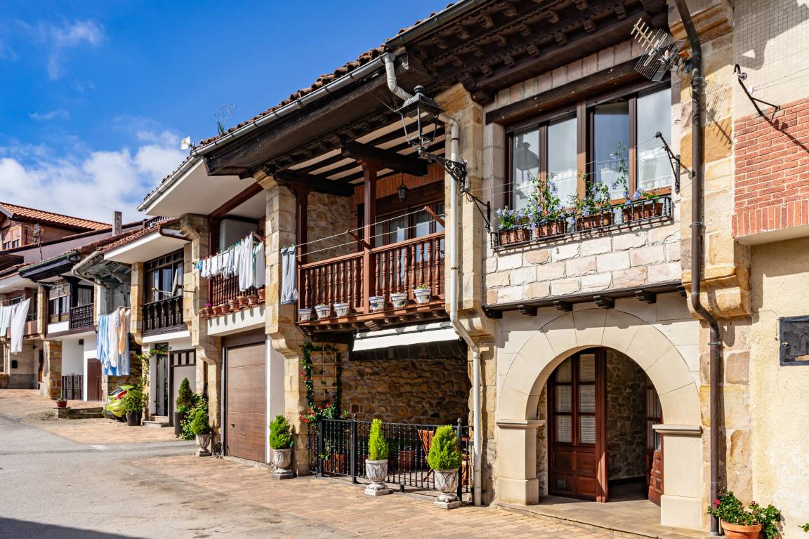 125 M² Casa ∙ 4 Habitaciones ∙ 6 Huéspedes - Ruente