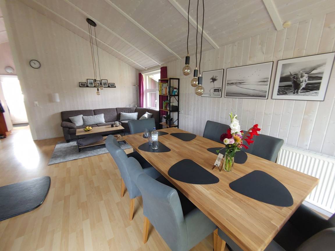 86 M² Huis ∙ 3 Slaapkamers ∙ 6 Gasten - Otterndorf