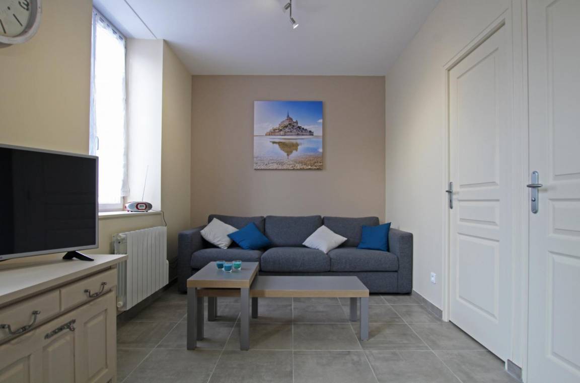 91 M² Gîte ∙ 4 Chambres ∙ 6 Personnes - Manche