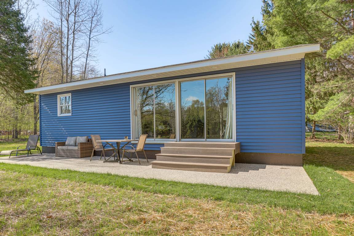 90 M² House ∙ 2 Bedrooms ∙ 4 Guests - Big Rapids, MI