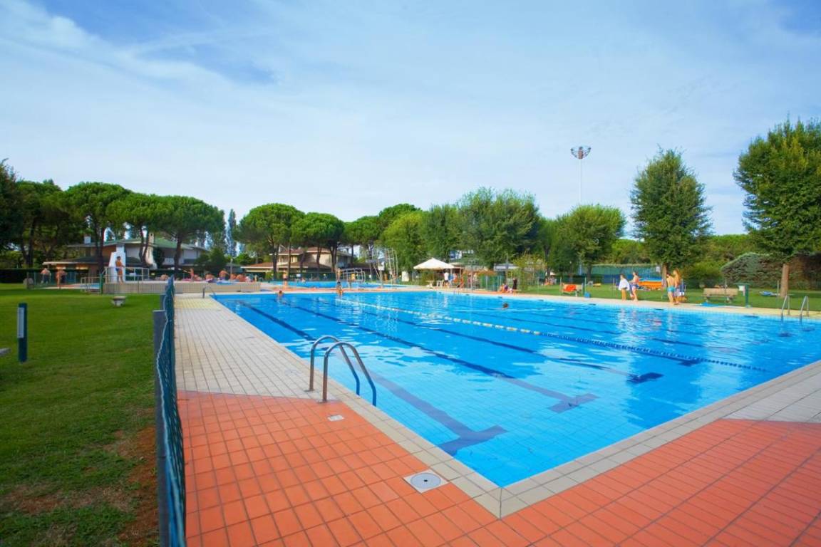 70 M² Ferienwohnung ∙ 3 Schlafzimmer ∙ 6 Gäste - Bibione Pineda