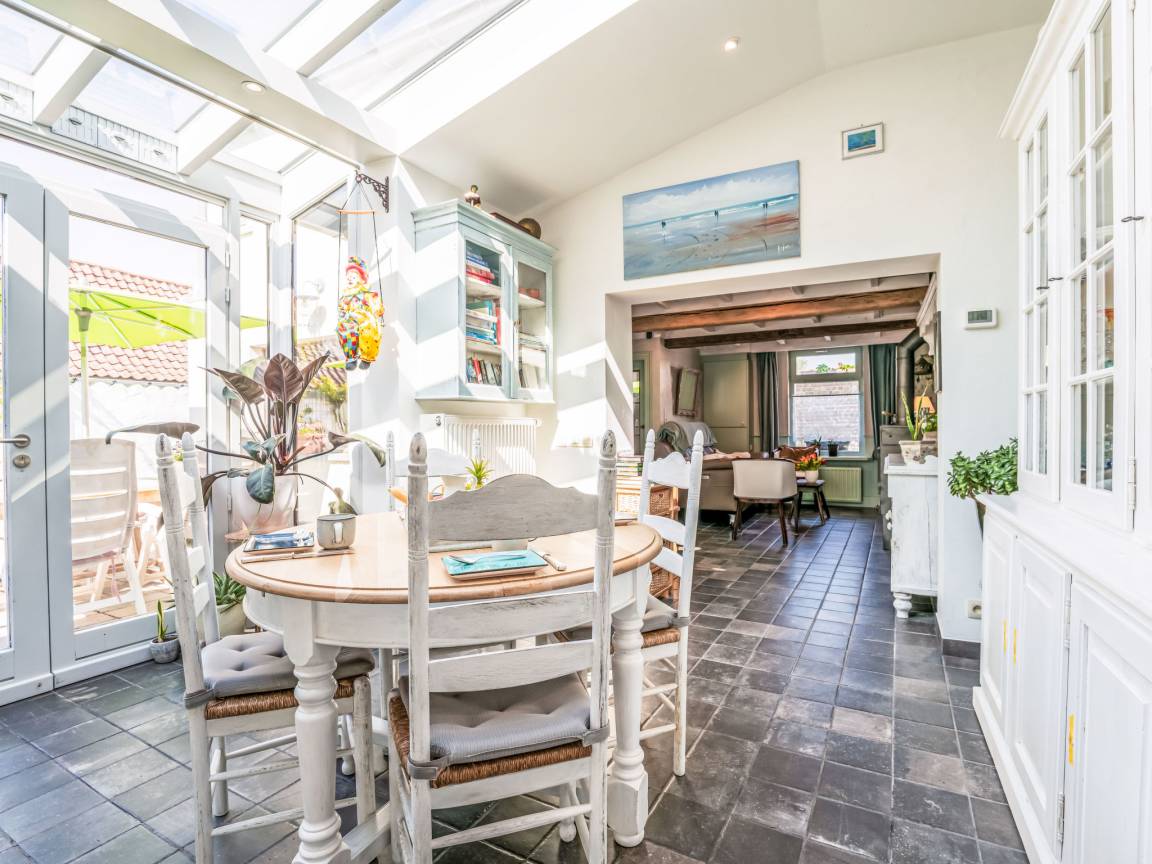 122 M² Ferienhaus ∙ 2 Schlafzimmer ∙ 4 Gäste - De Haan