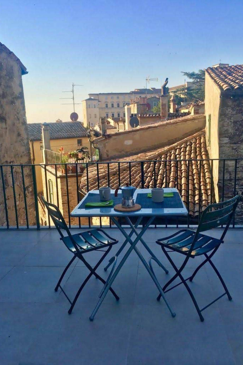 70 M² Apartment ∙ 2 Bedrooms ∙ 4 Guests - Todi
