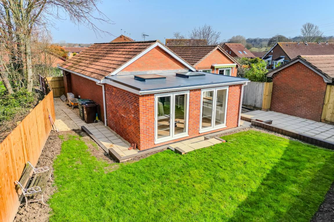 40 M² Bungalow ∙ 3 Bedrooms ∙ 6 Guests - Loughborough