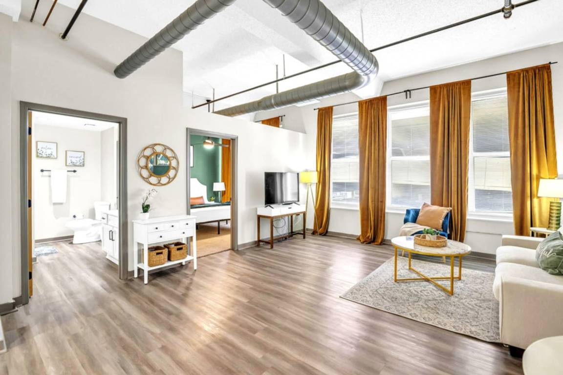 Ferienwohnung ∙ 1 Schlafzimmer ∙ 4 Gäste - Overland Park, KS