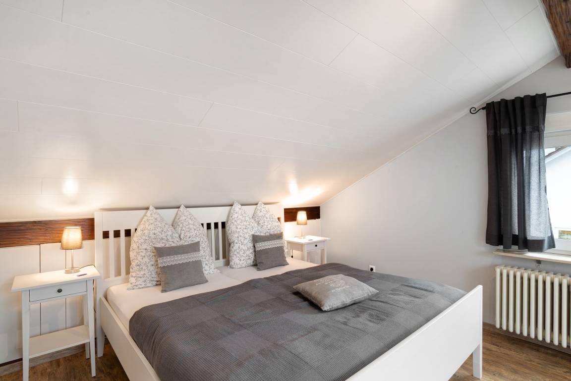 59 M² Ferienwohnung ∙ 1 Schlafzimmer ∙ 2 Gäste - Oberkirch