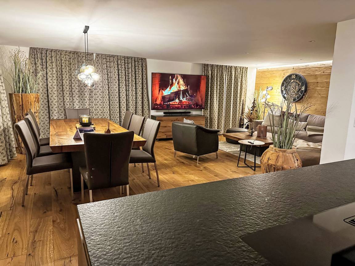 131 M² Ferienwohnung ∙ 3 Schlafzimmer ∙ 8 Gäste - Obersaxen