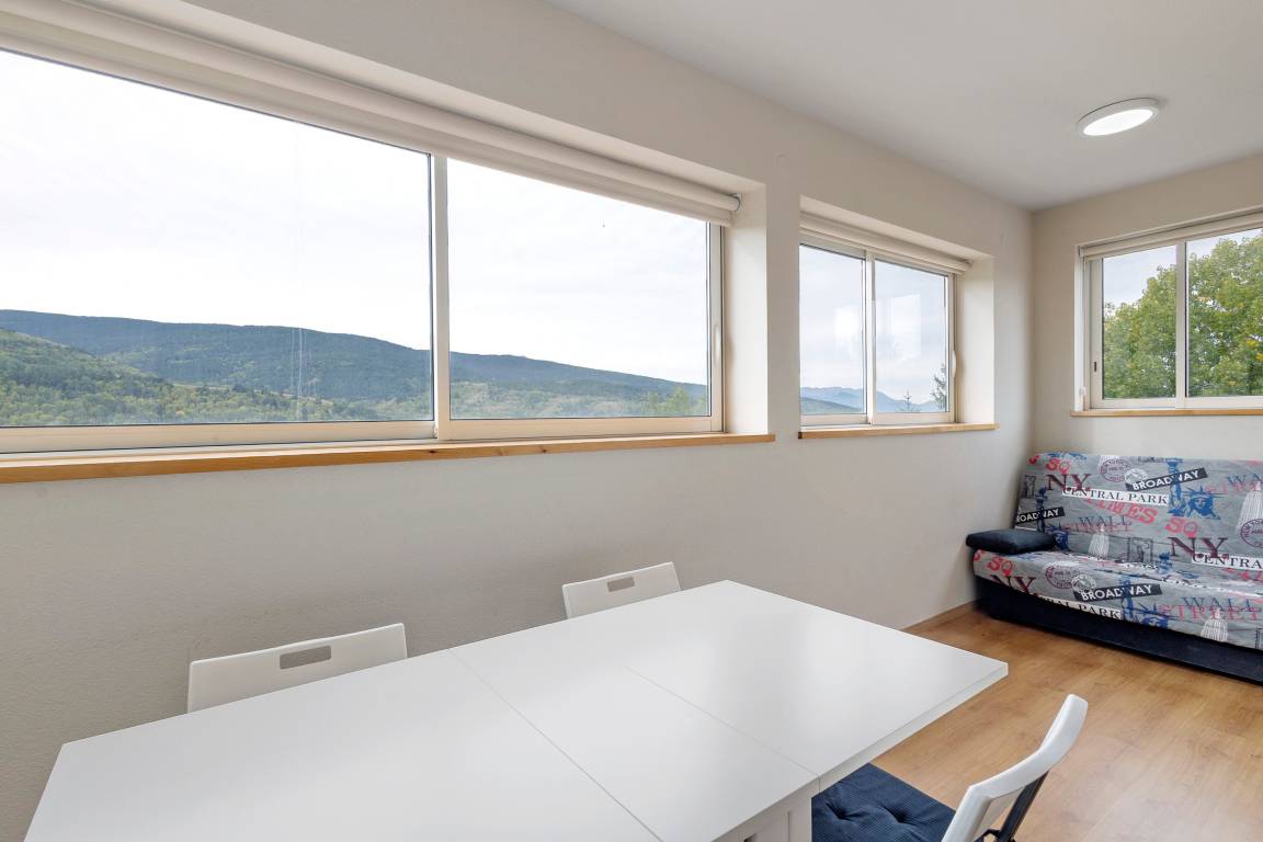 70 M² Apartamento ∙ 2 Habitaciones ∙ 5 Huéspedes - Puigcerdà