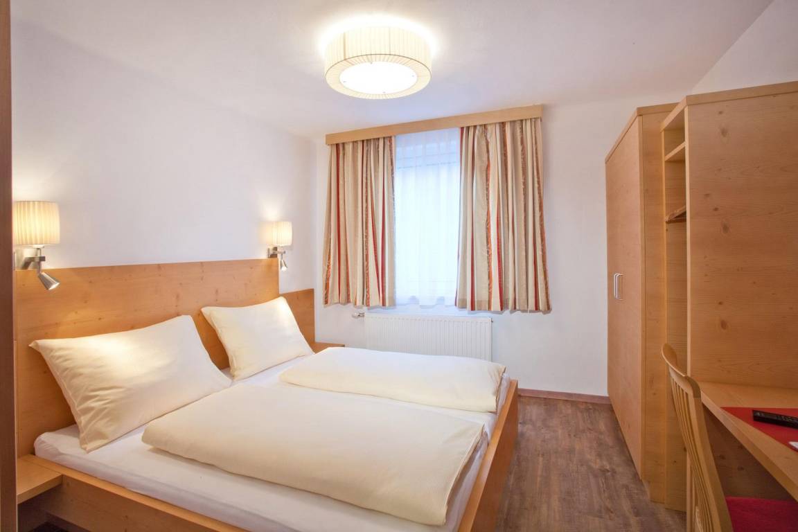 42 M² Huoneisto ∙ 1 Makuuhuone ∙ 4 Vierasta - Zell am See
