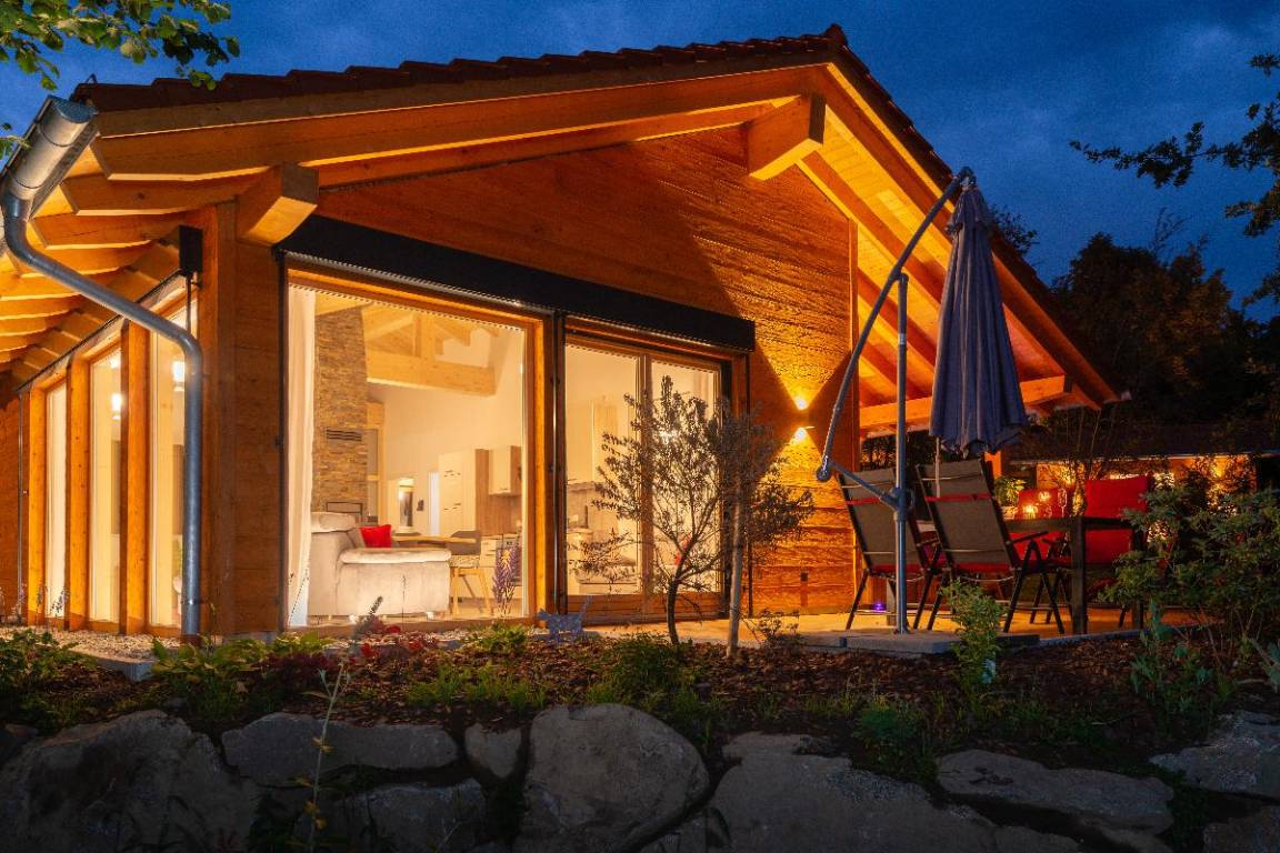 Chalet ∙ 2 Schlafzimmer ∙ 4 Gäste - Viechtach